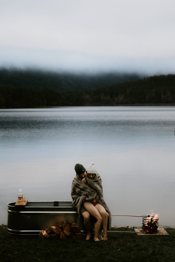 6 Fun Engagement Photo Ideas for Every Couple - unspokenphotography.com